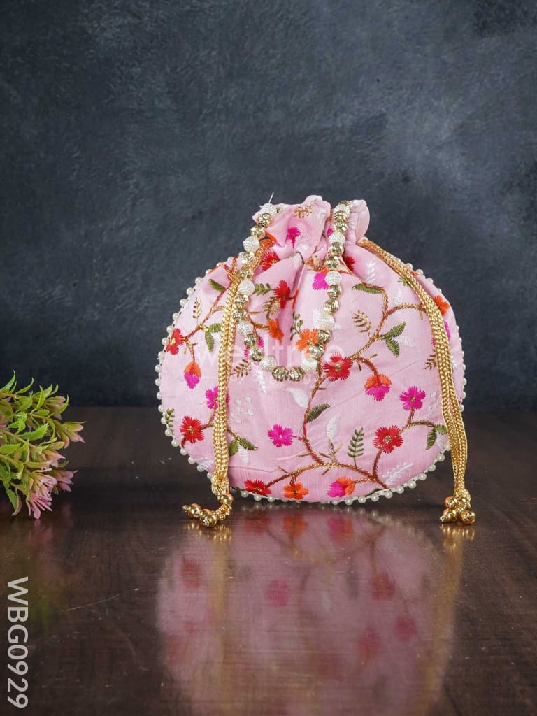 Wedding potli bags | Honestweddingadvice.com